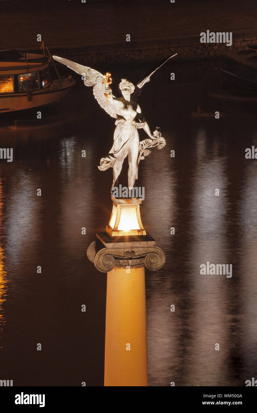 Statue cechuv bridge prague hi-res stock photography and images - Alamy