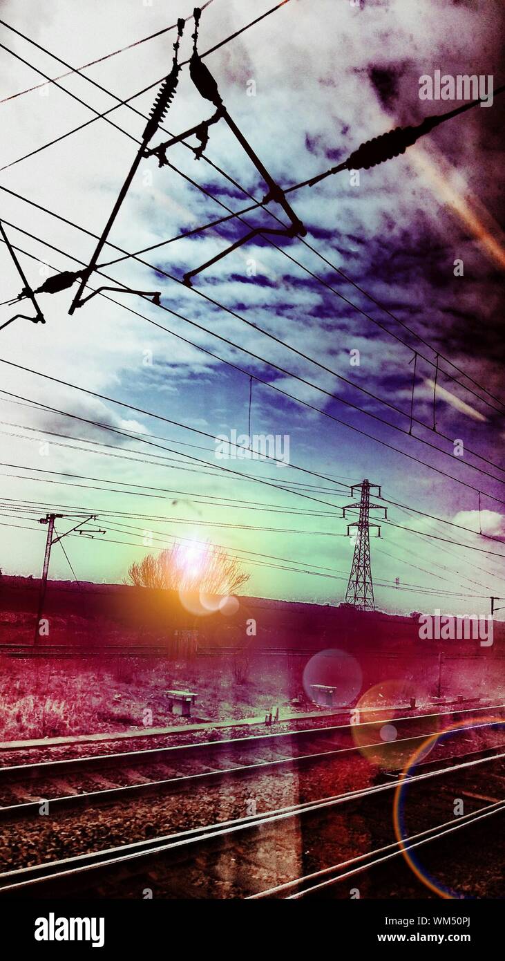 Sky sunset railroad sign hi-res stock photography and images - Alamy