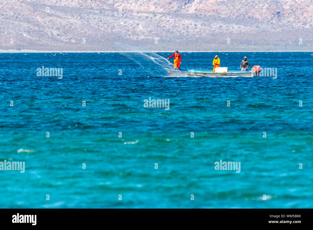 Fishing boat casting its net hi-res stock photography and images - Alamy