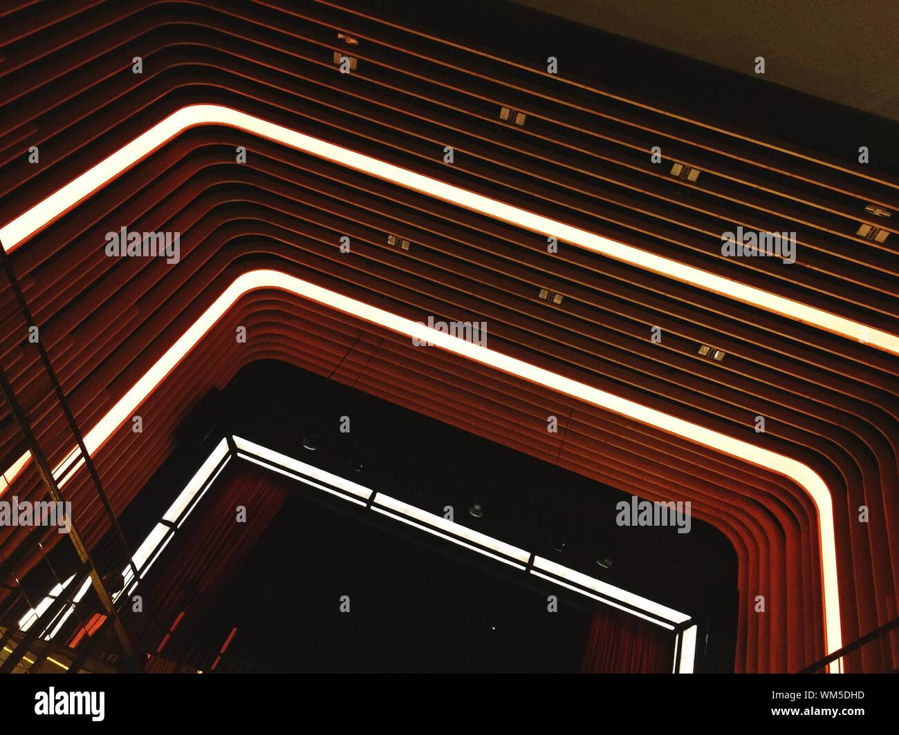 Curtain stage view hi-res stock photography and images - Alamy
