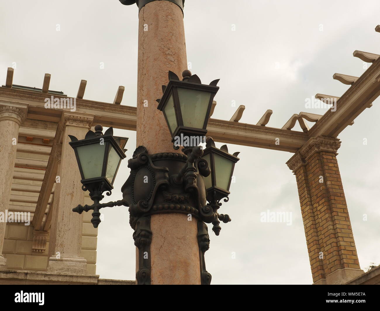 Old lighting column hi-res stock photography and images - Alamy
