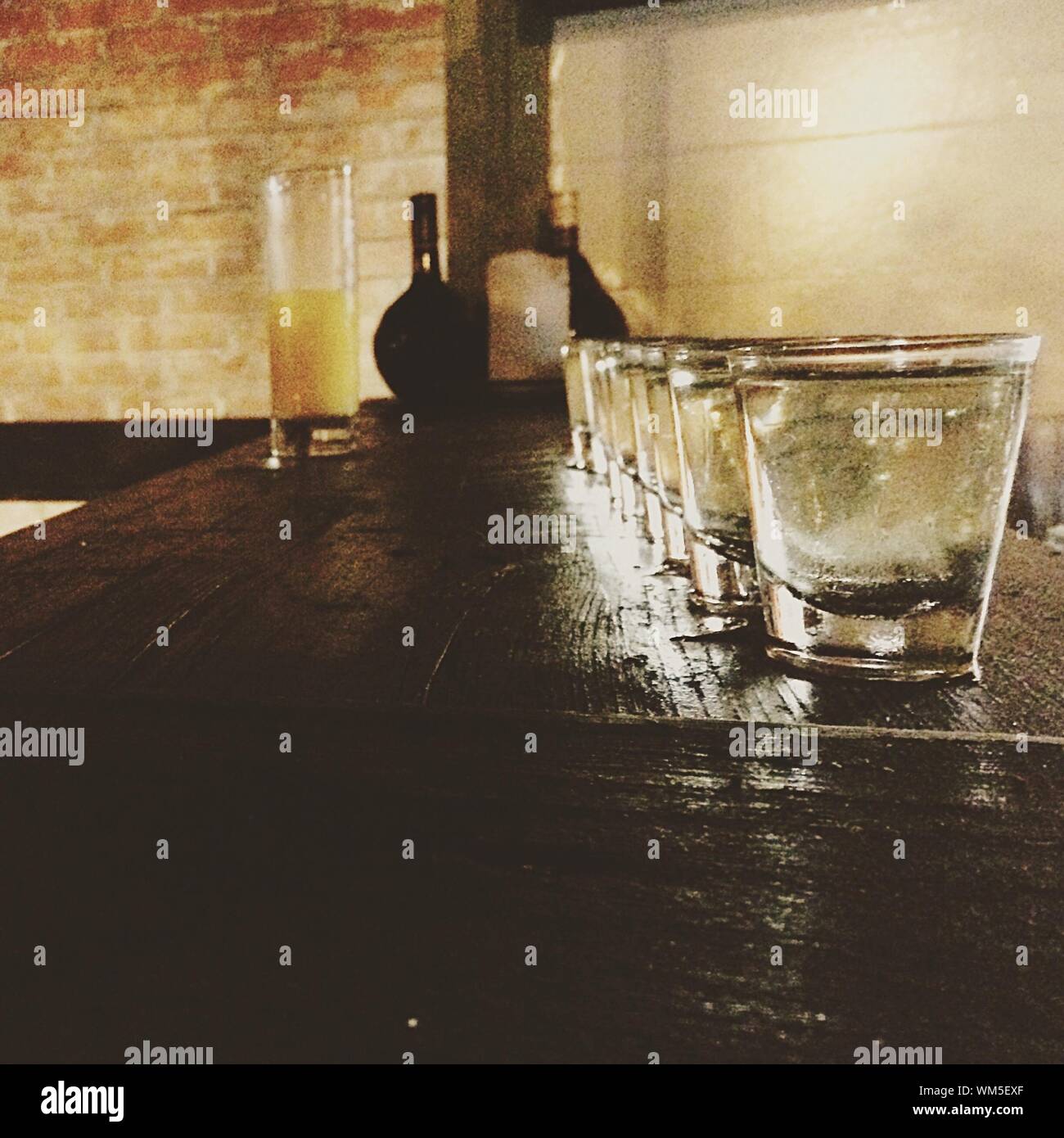 Row of tequila shots hi-res stock photography and images - Alamy