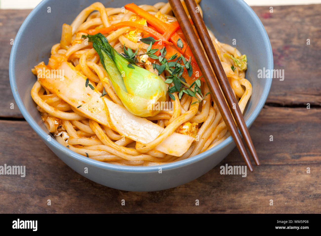 hand pulled ramen noodles Stock Photo - Alamy