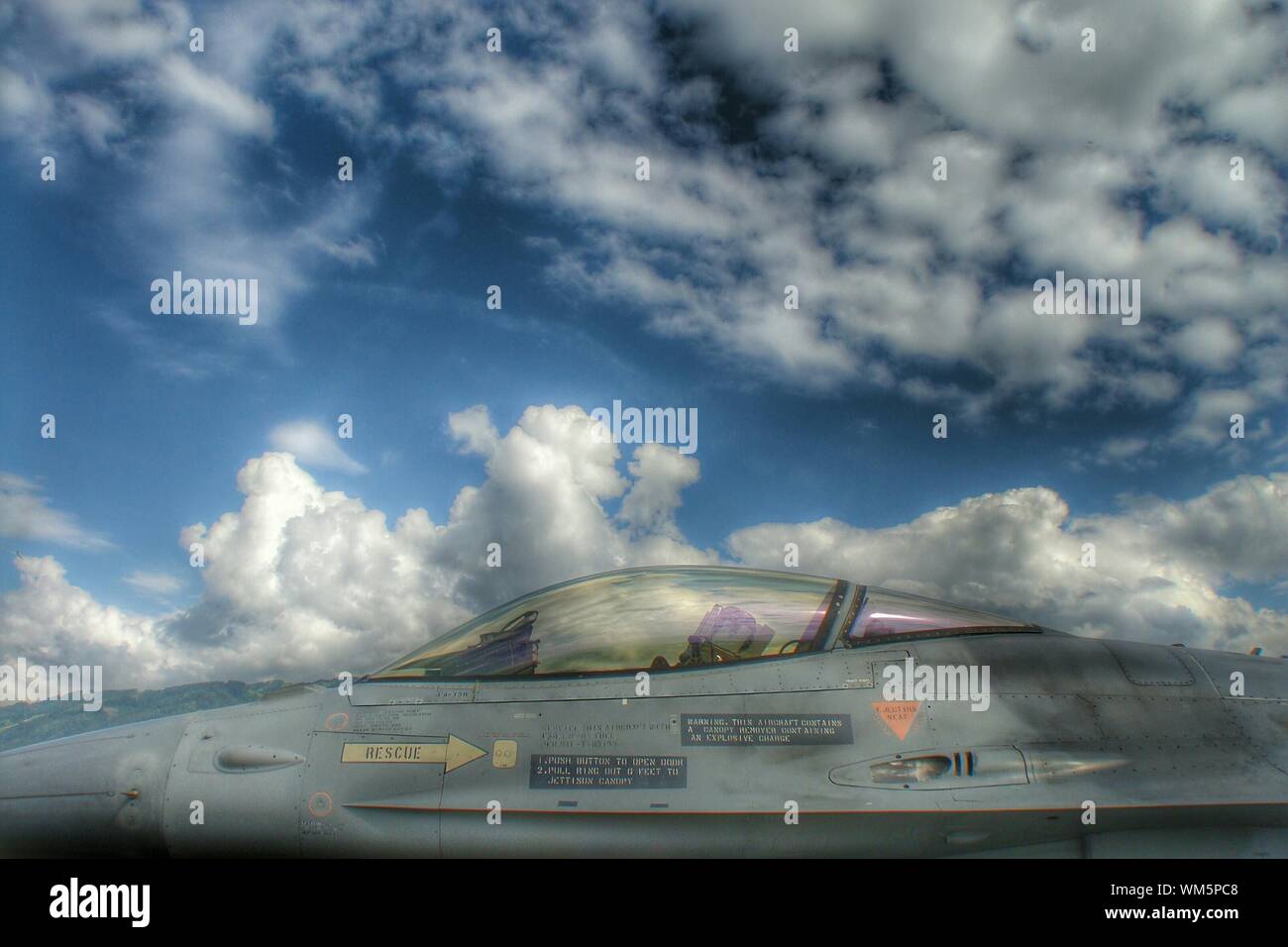 Plane production hi-res stock photography and images - Alamy