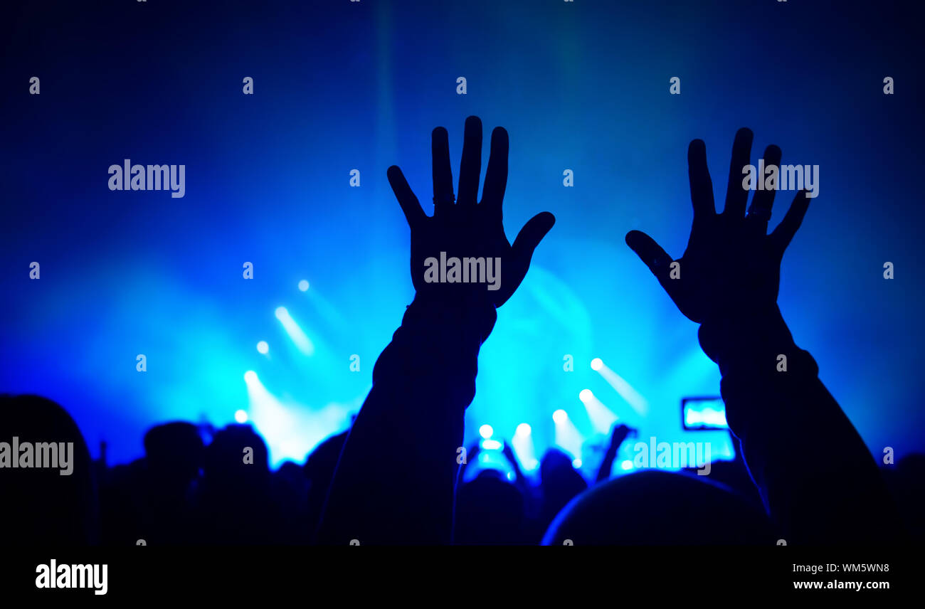 Blue man group concert hi-res stock photography and images - Alamy