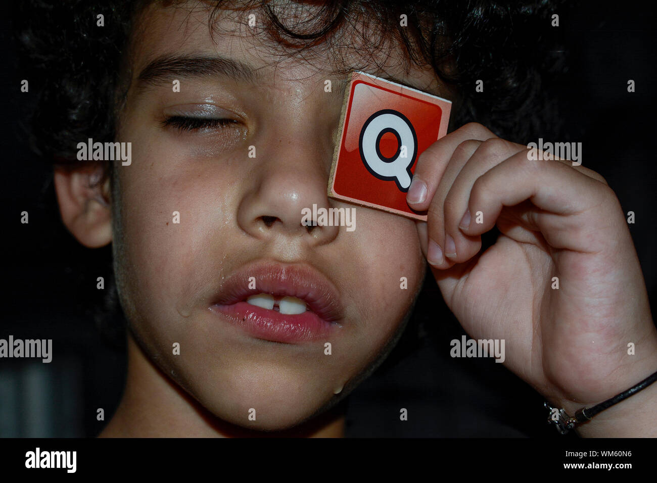 Indian boy crying hi-res stock photography and images - Alamy