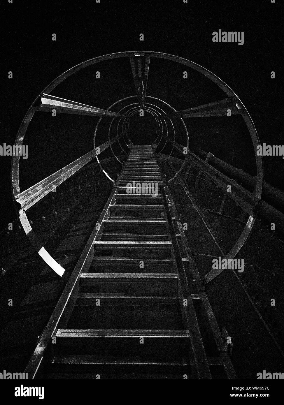 Storage tank ladder hi-res stock photography and images - Alamy