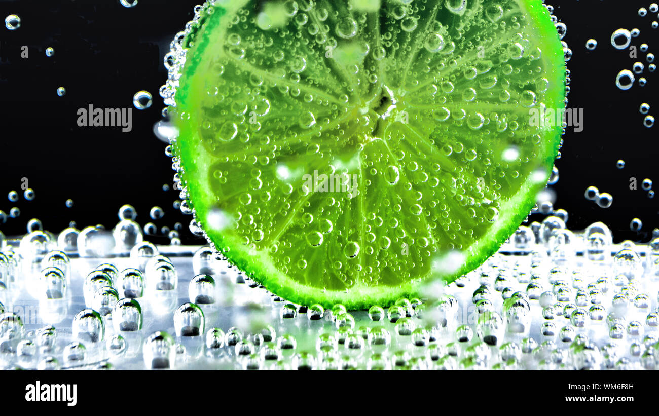 Lemon slice water hi-res stock photography and images - Alamy