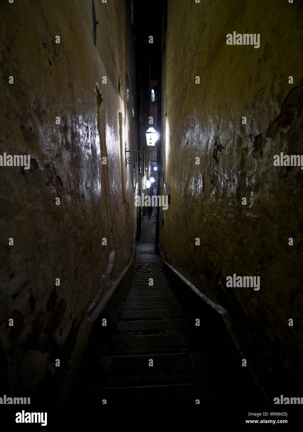 Colorful back alley in the old town of Stockholm Stock Photo - Alamy