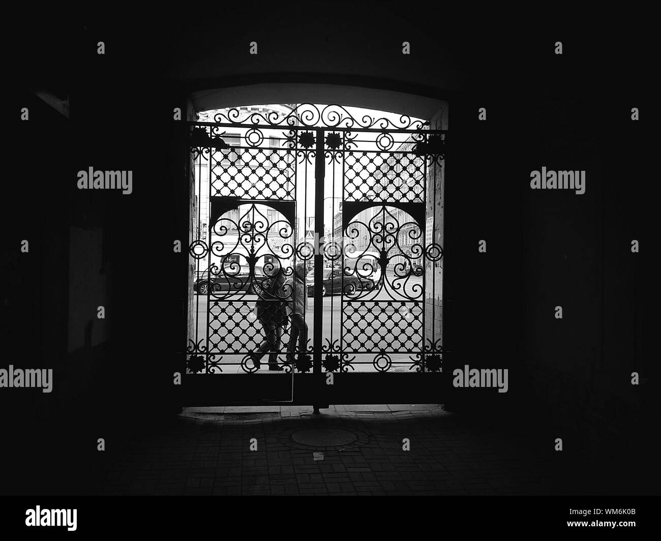 Walking through gate hi-res stock photography and images - Alamy