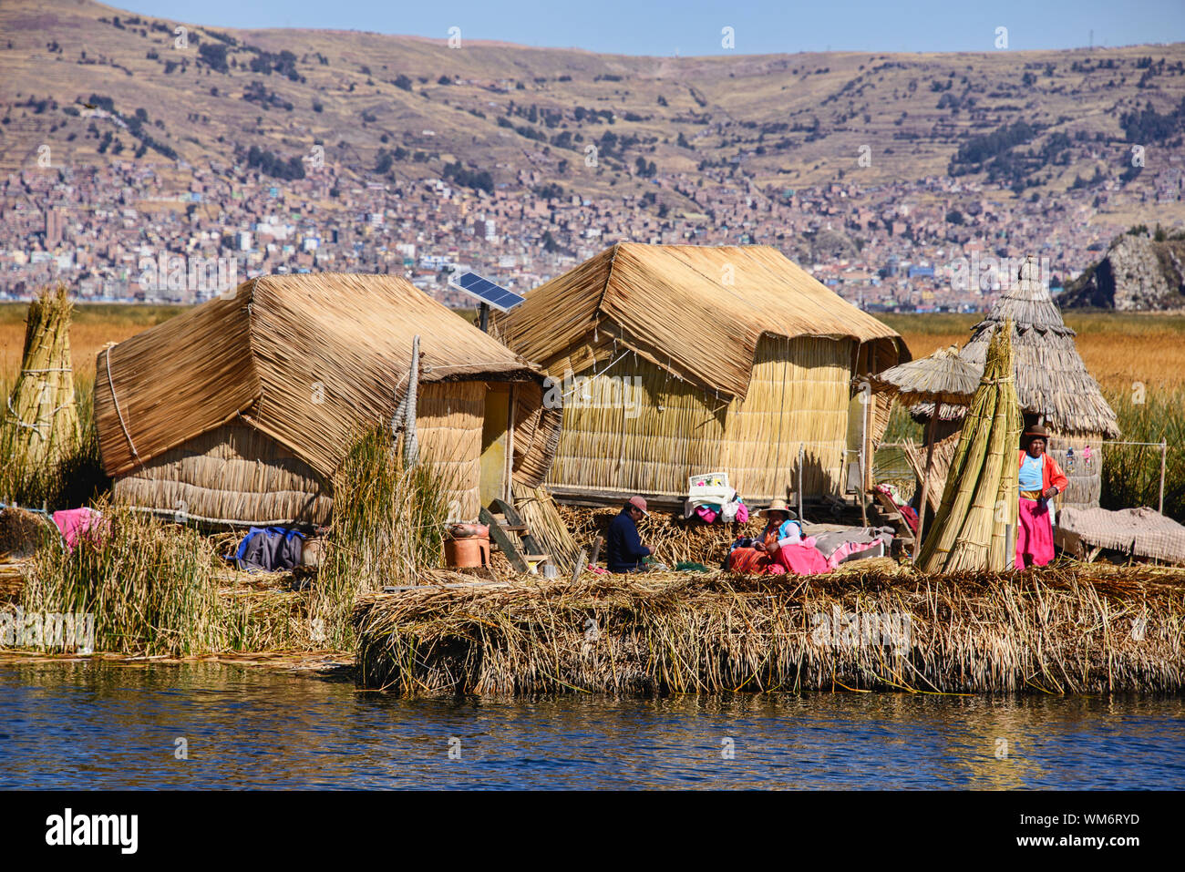 Uros totora reeds floating island, Lake Titicaca, Puno, Peru Stock ...