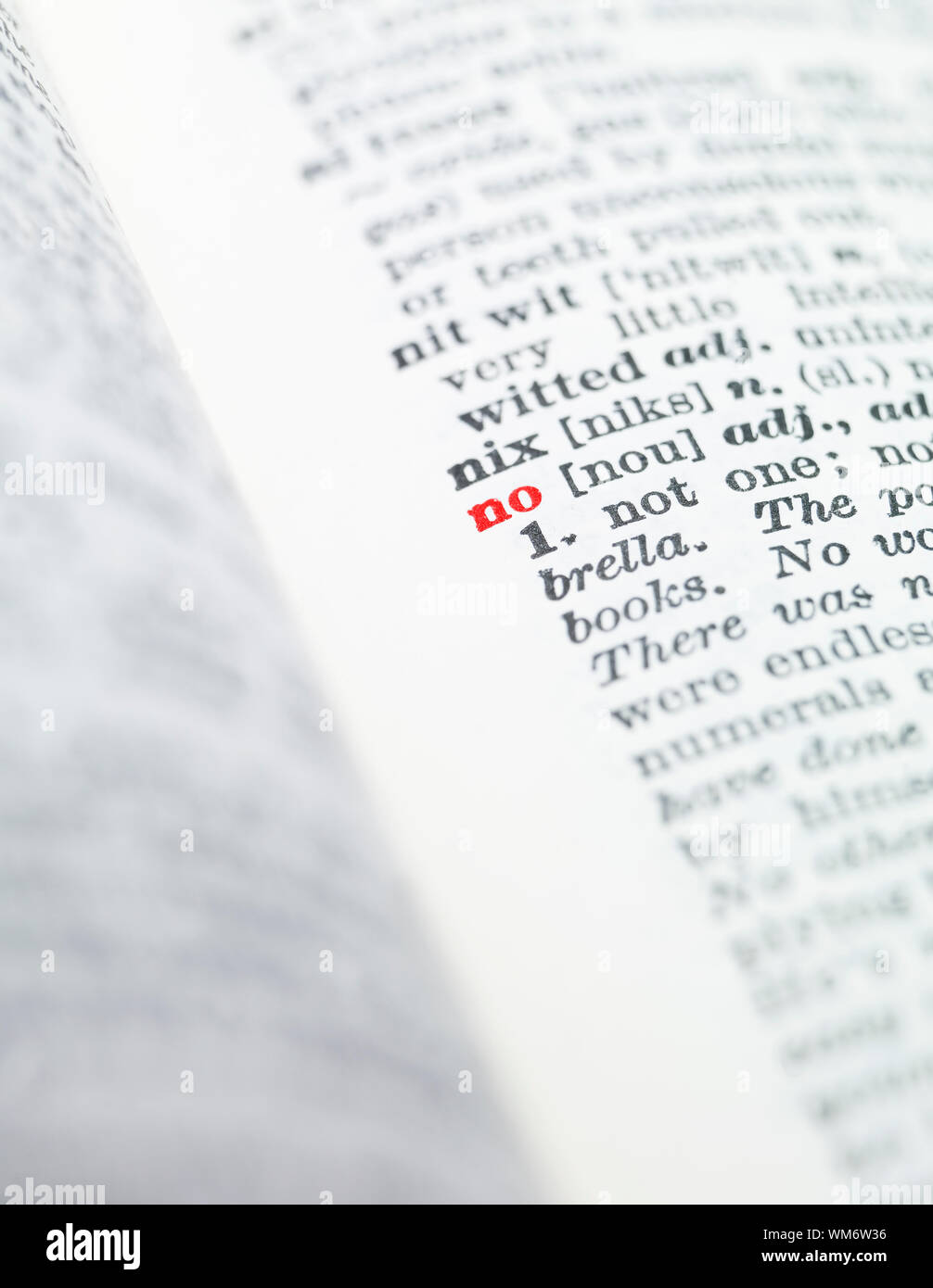 The word 'no' highlighted in a dictionary Stock Photo - Alamy