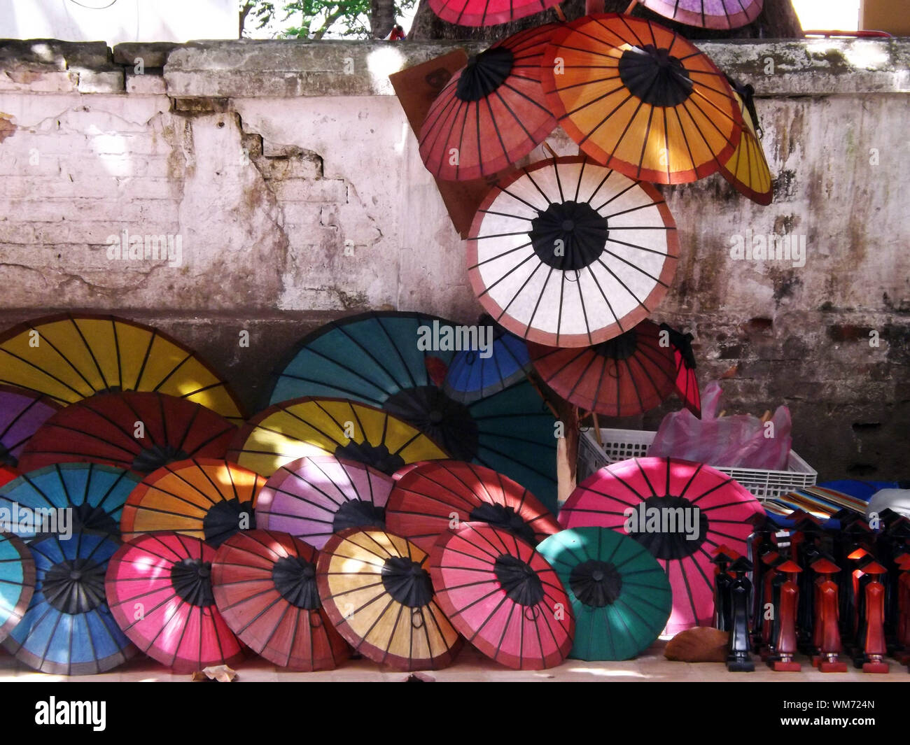 Umbrellas display hi-res stock photography and images - Alamy
