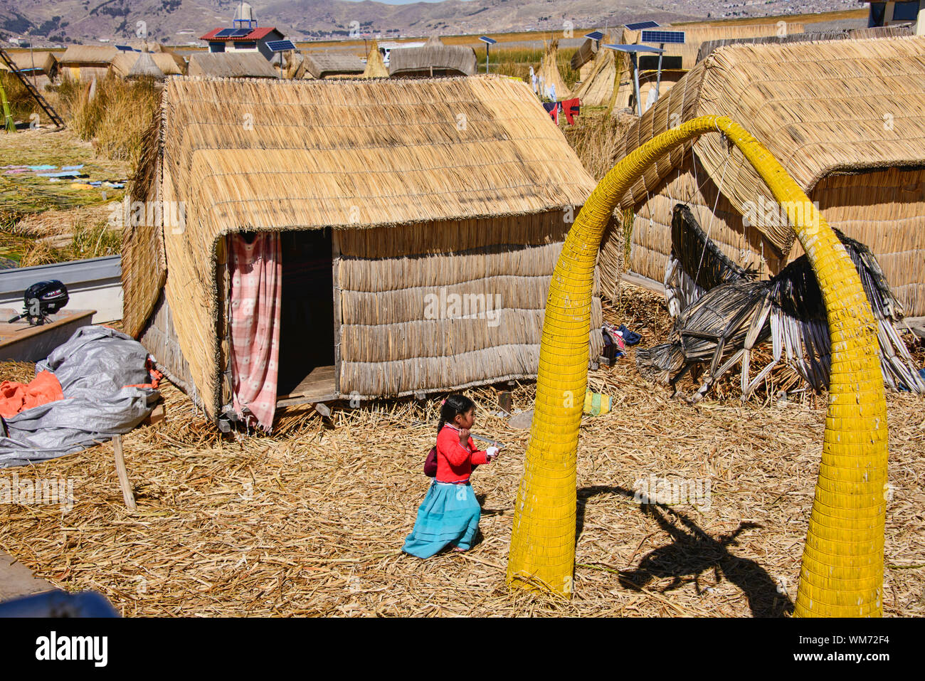 Uros totora reeds floating island, Lake Titicaca, Puno, Peru Stock ...
