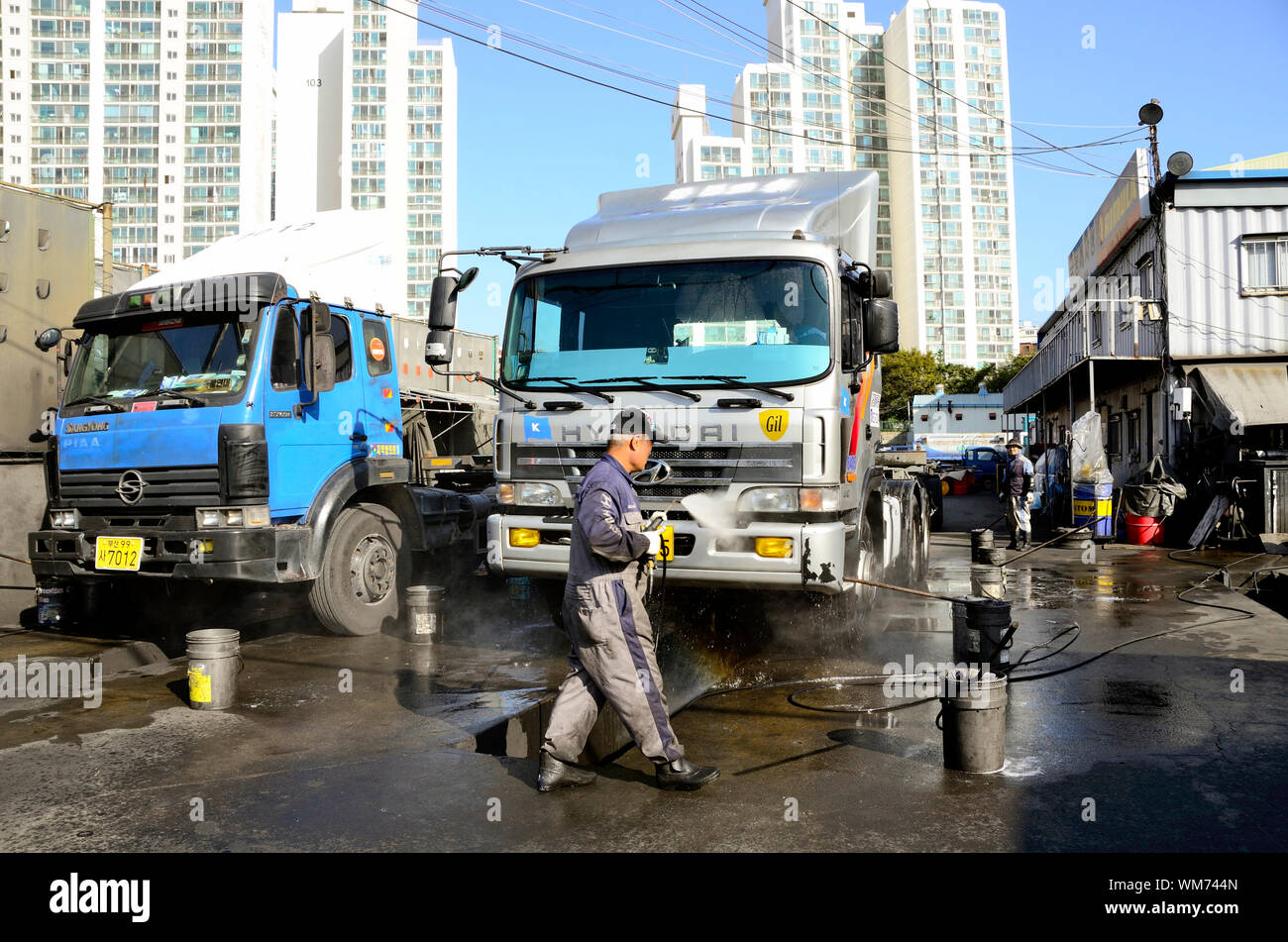 Hyundai busan hi-res stock photography and images - Alamy