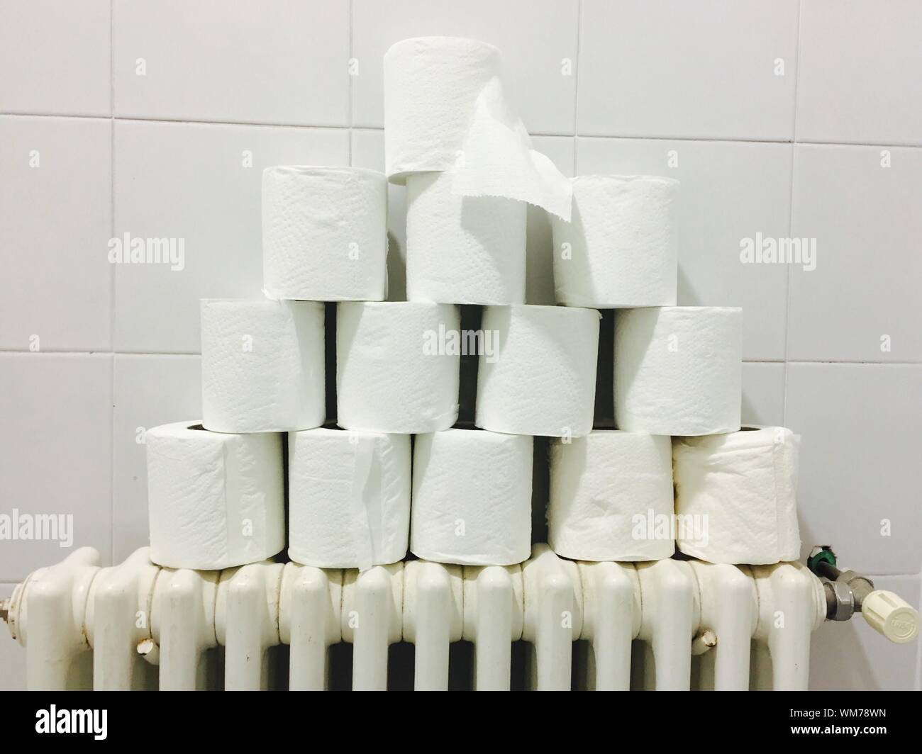 Pyramid toilet paper hi-res stock photography and images - Alamy