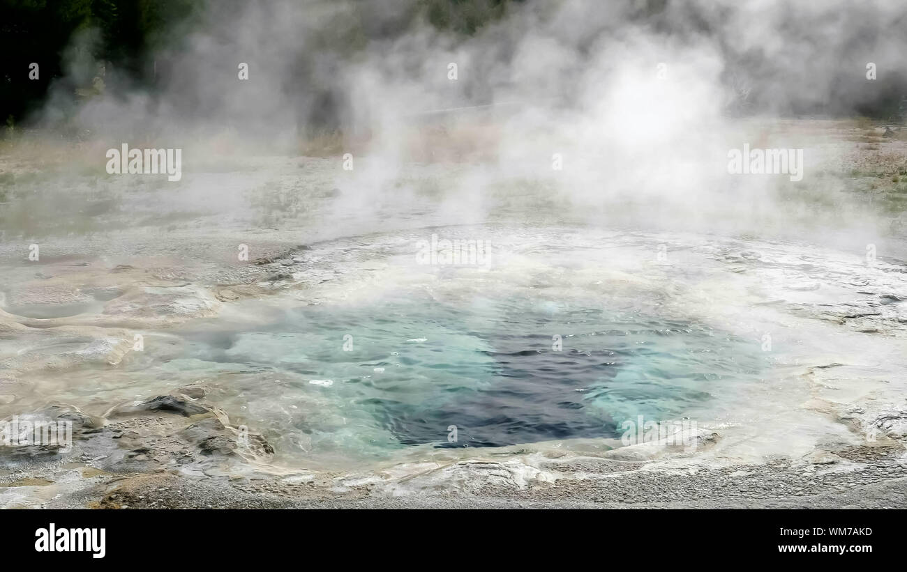 Spasmodic geyser hi-res stock photography and images - Alamy