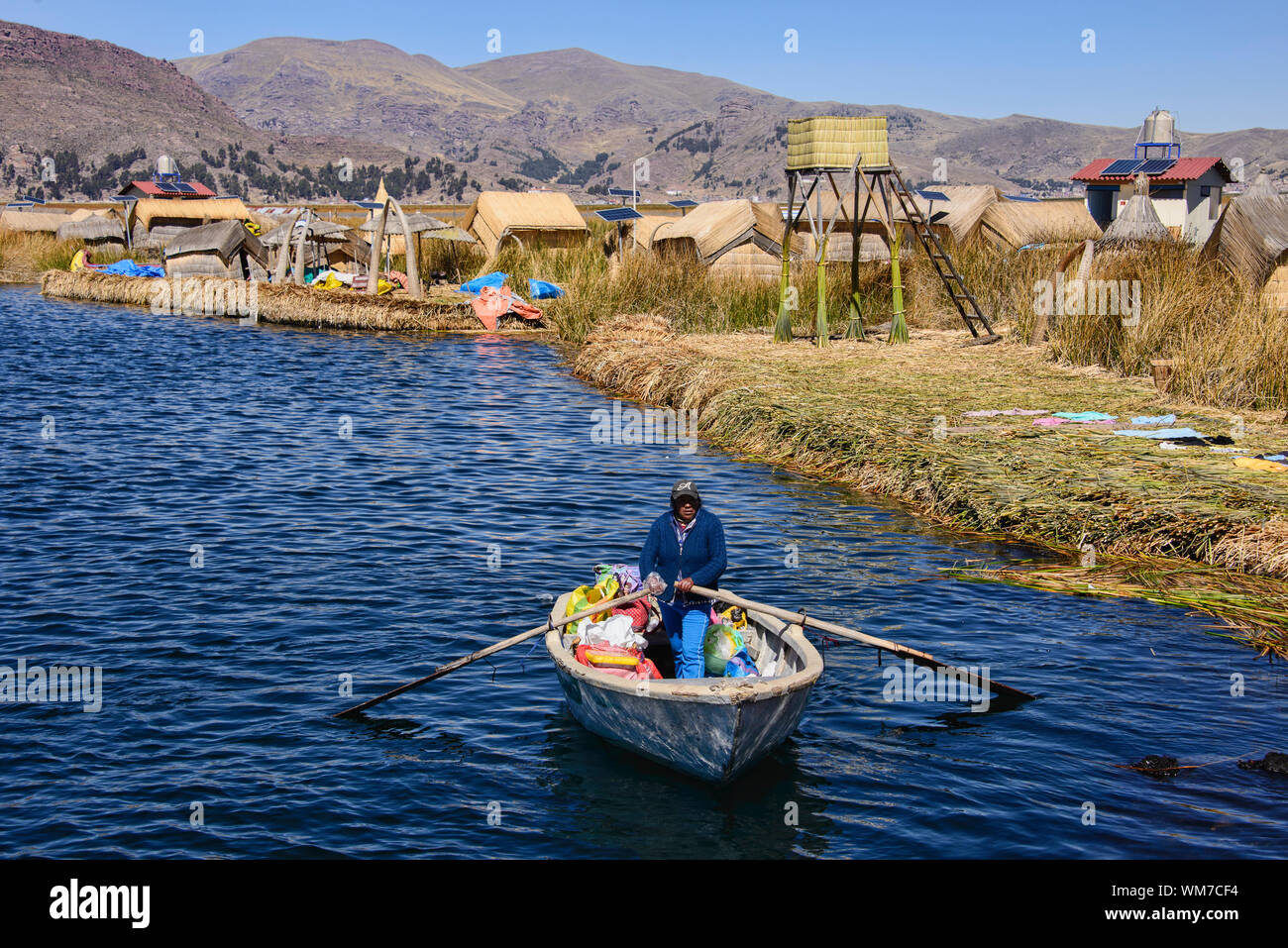 Uros totora reeds floating island, Lake Titicaca, Puno, Peru Stock ...