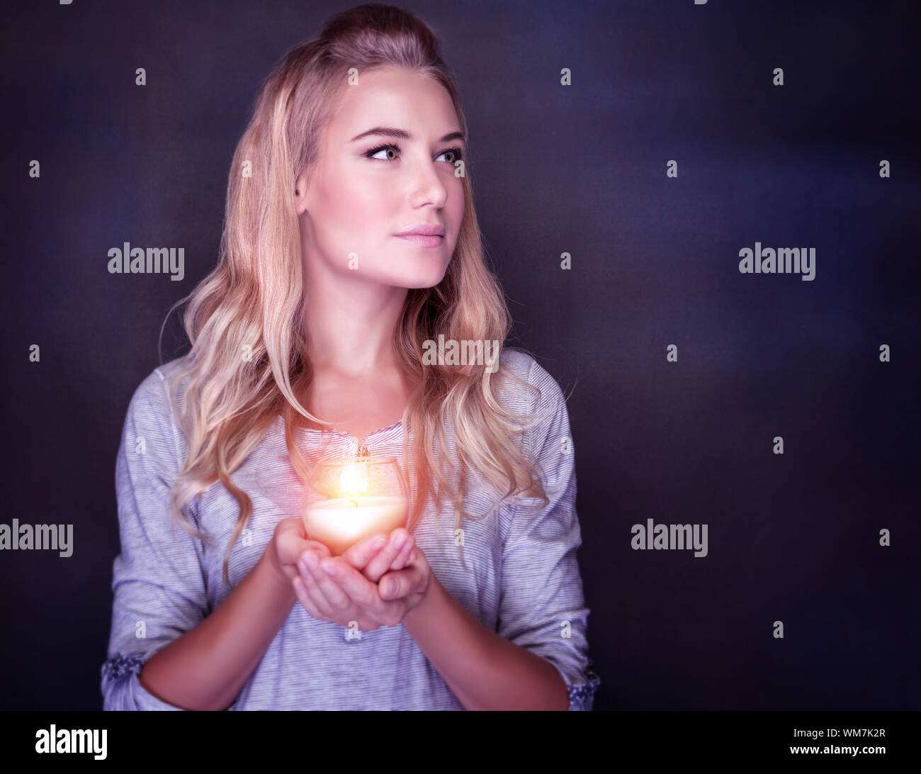 Beautiful girl praying Stock Photo - Alamy