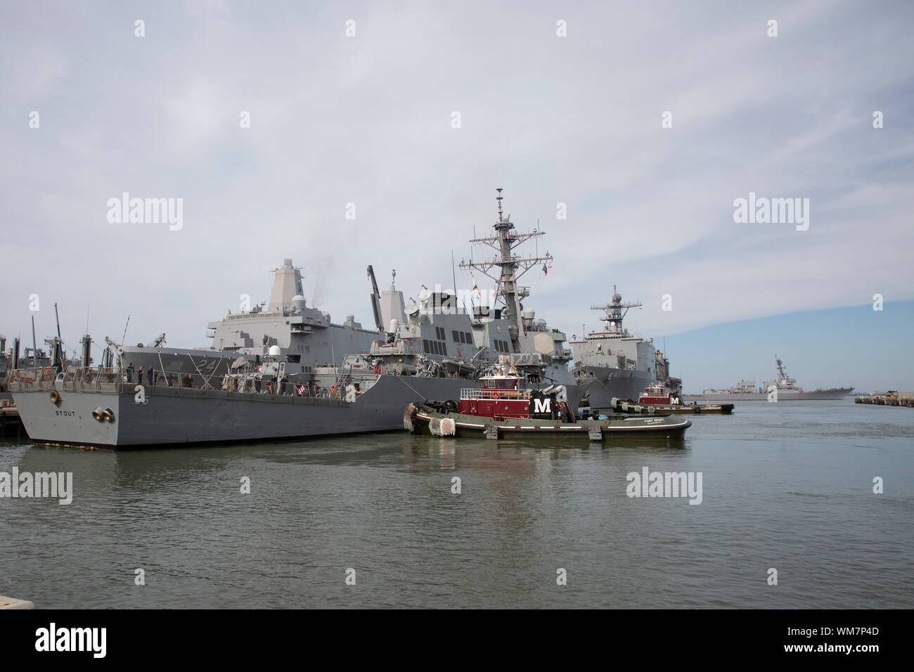 190904-N-RB564-0076 NORFOLK (Sept. 4, 2019) The Arleigh Burke-class ...