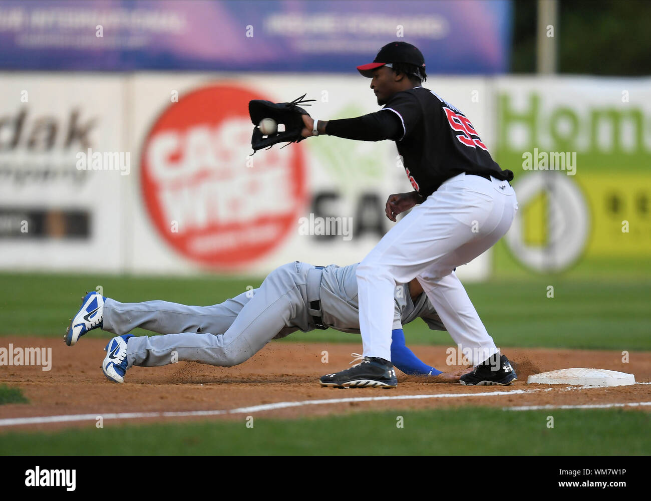 Pickoff hi-res stock photography and images - Alamy