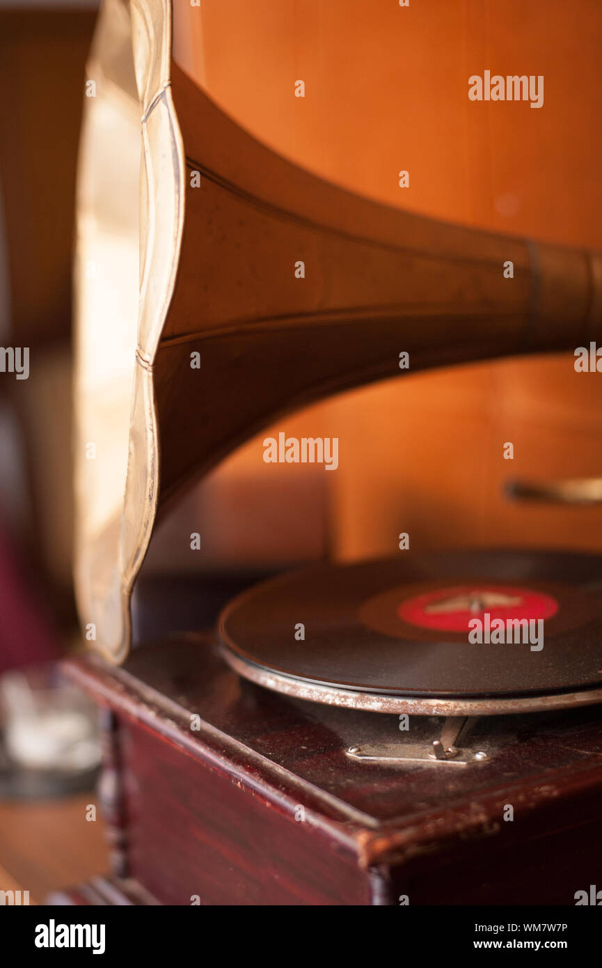Vintage Gramophone High Resolution Stock Photography and Images - Alamy
