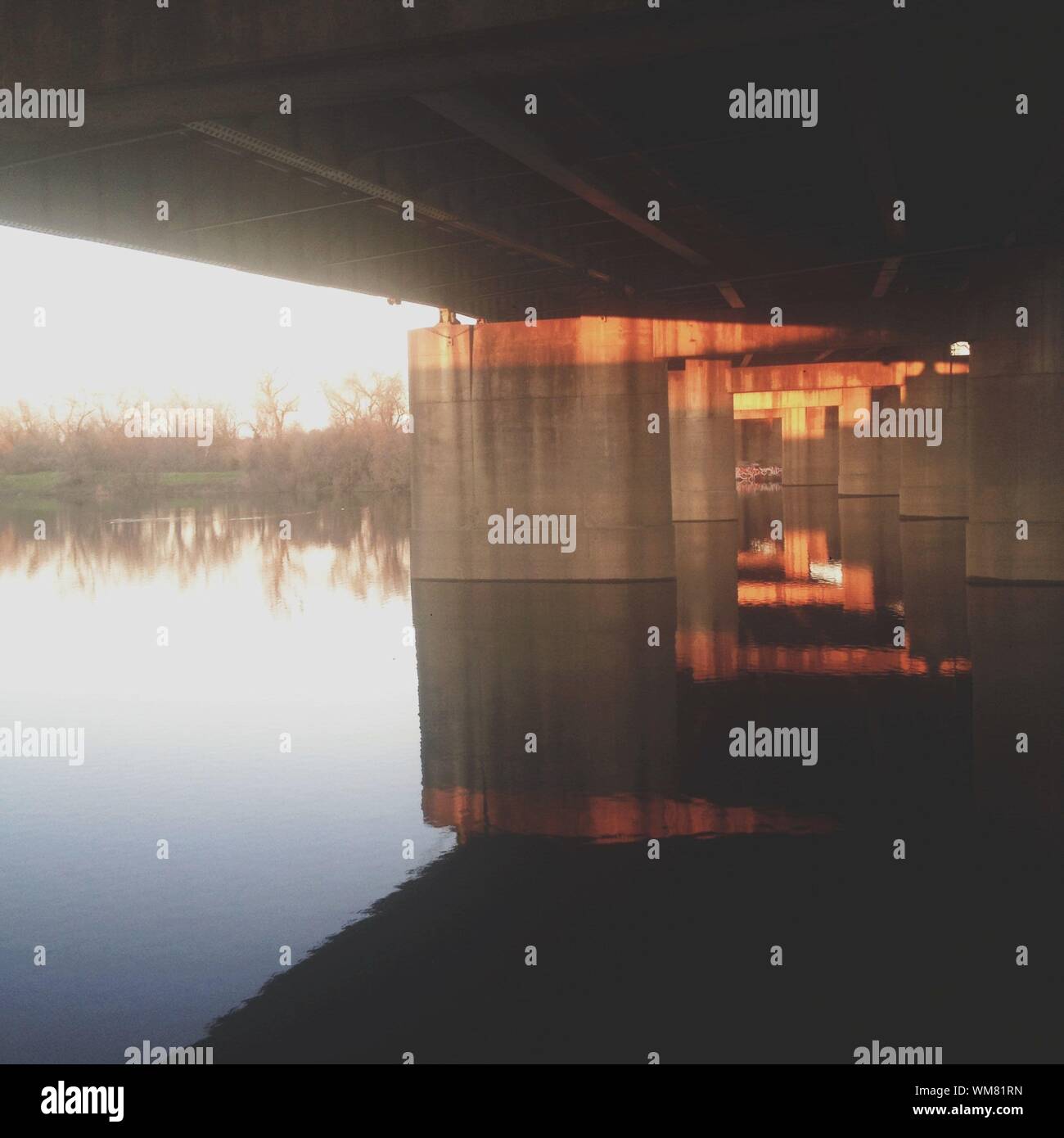 Concrete reflection hi-res stock photography and images - Alamy