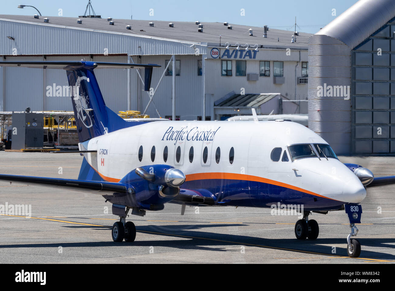 Pacific Coastal Beechcraft 1900 leaving south terminal at Vancouver ...
