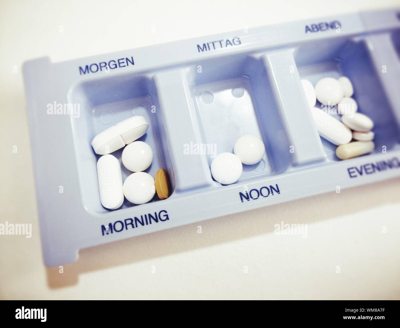 Pill organization hi-res stock photography and images - Alamy
