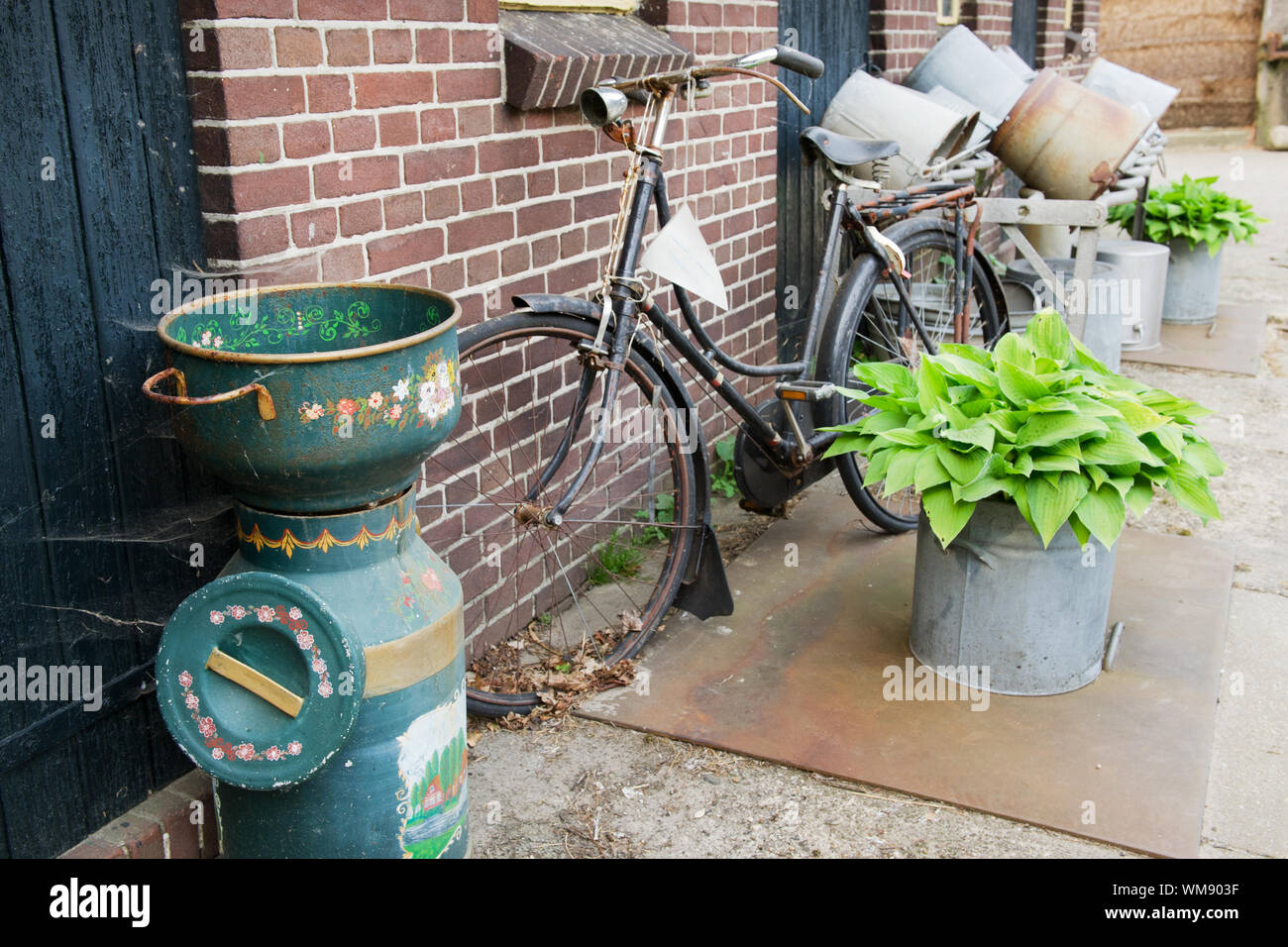 Vintage bike at the old Dutch farm Stock Photo - Alamy