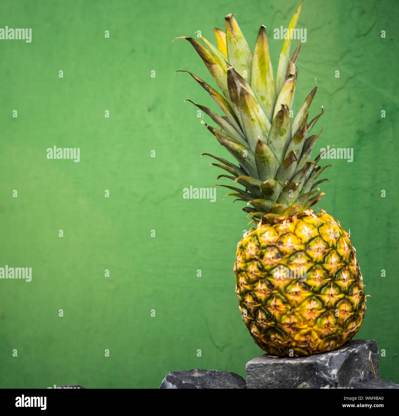 Pineapple rock hi-res stock photography and images - Alamy