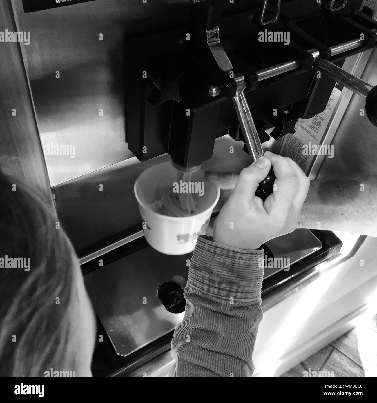 Soft serve ice hi-res stock photography and images - Alamy