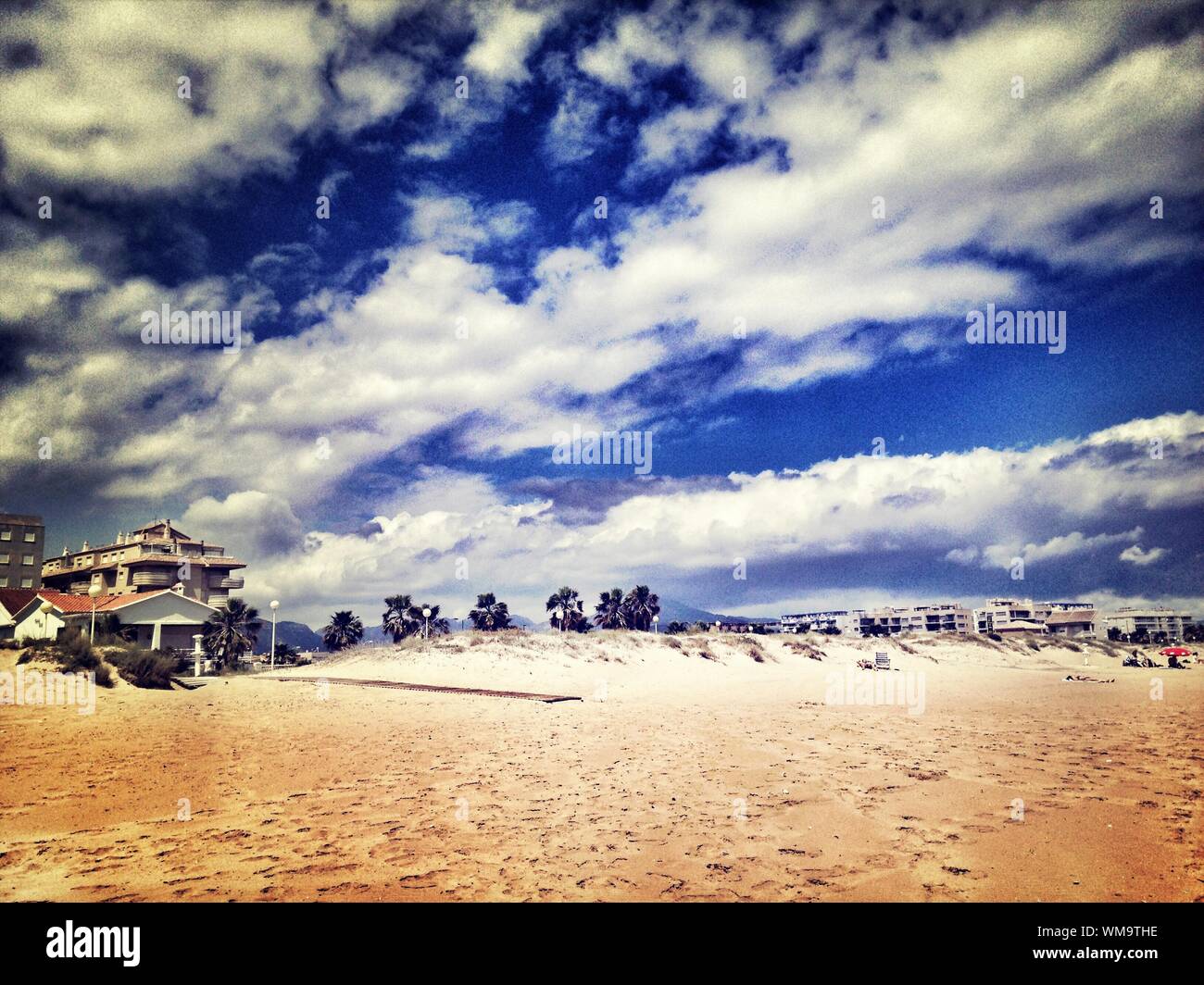 Beach buildings hi-res stock photography and images - Alamy