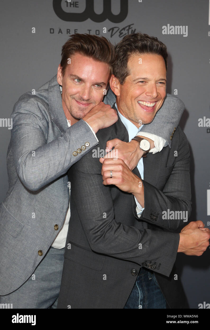 Riley smith scott wolf hi-res stock photography and images - Alamy