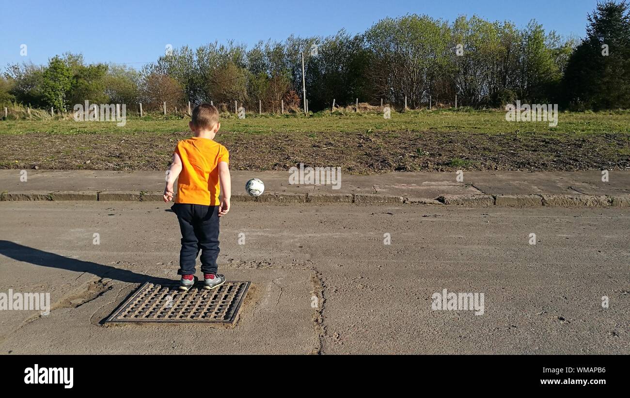 Playing field road hi-res stock photography and images - Alamy