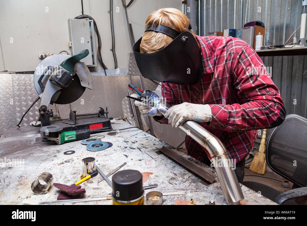 Tig welding car hi-res stock photography and images - Alamy