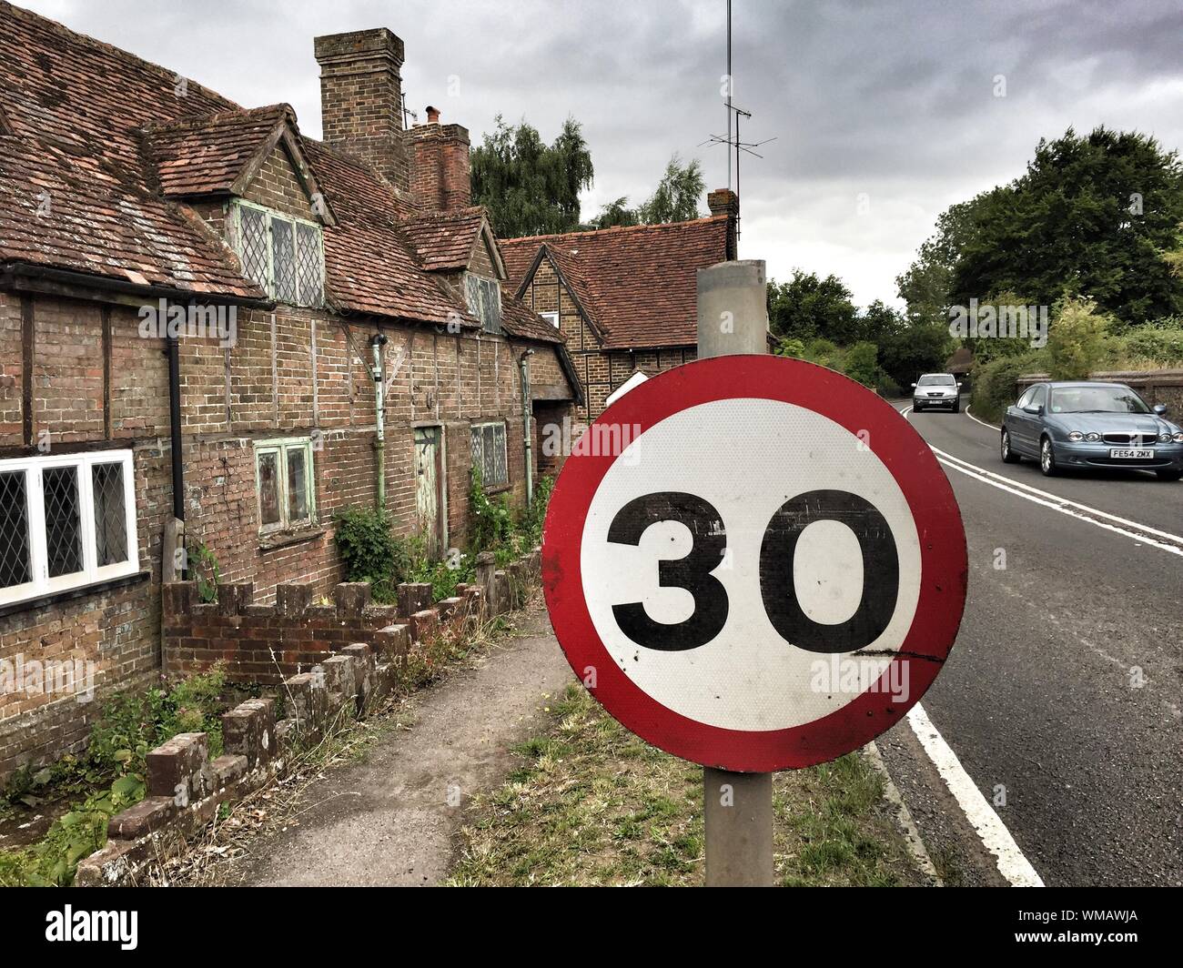 30 sign hi-res stock photography and images - Alamy