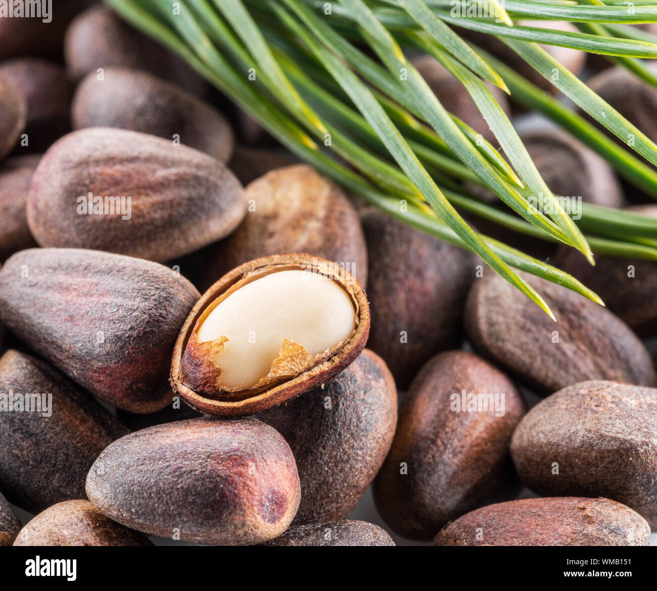 Unshelled nuts hi-res stock photography and images - Alamy