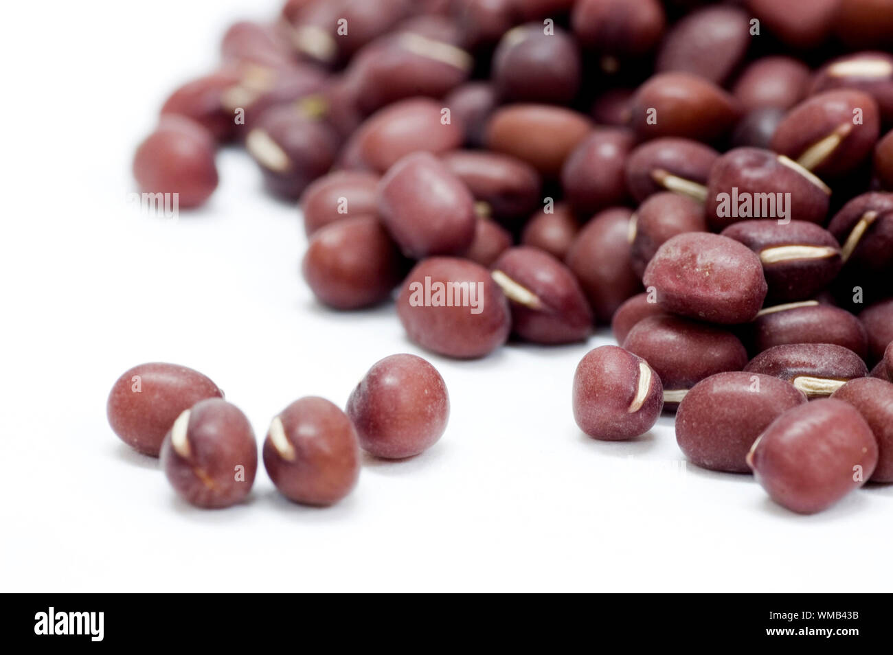 Uncooked adzuki beans hi-res stock photography and images - Alamy