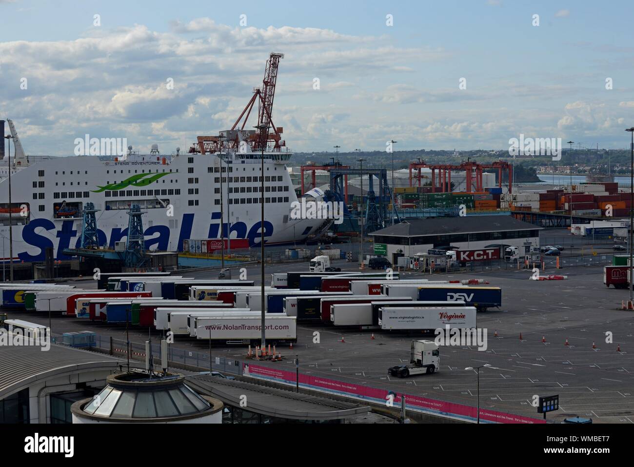 Holyhead to dublin ferry hi-res stock photography and images - Alamy