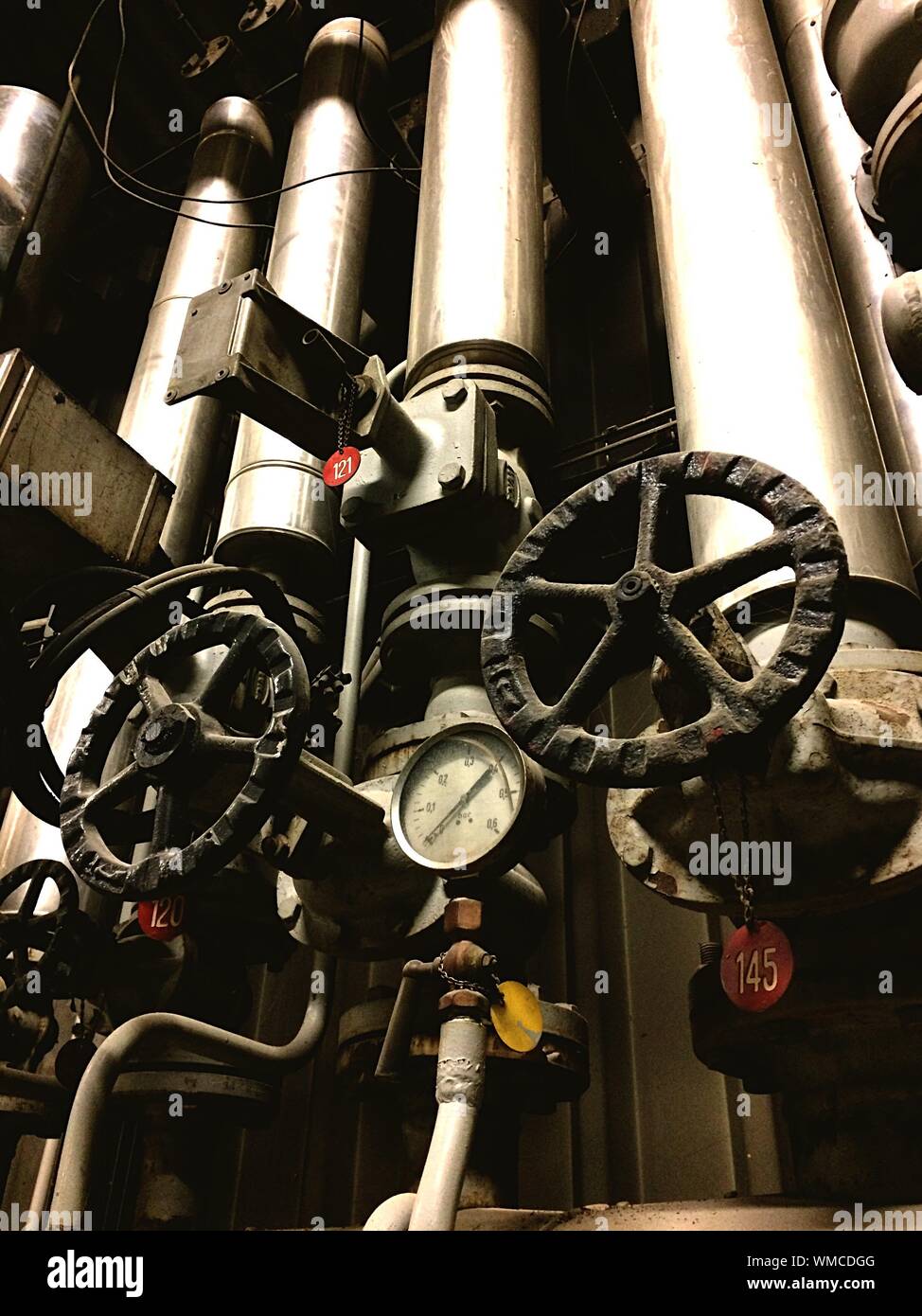 Valve Valves Gauge High Resolution Stock Photography and Images - Alamy