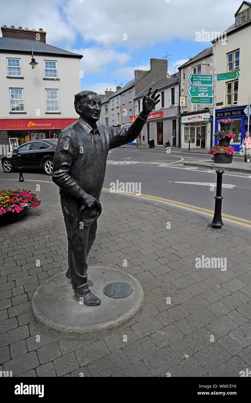 A statue of John B Keane, the famous Irish author and playwright ...