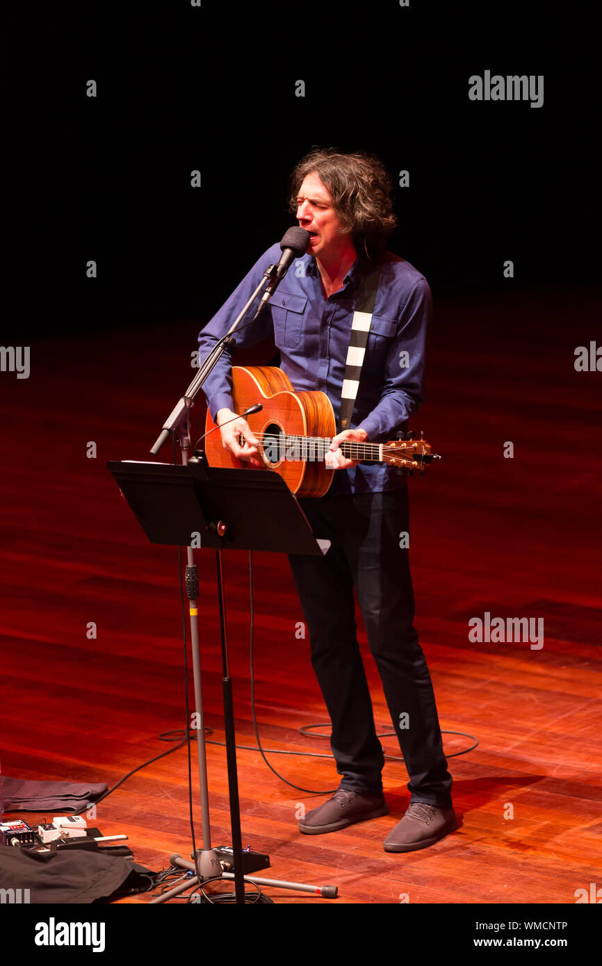 Snow Patrol performing the first show of their acoustic tour at Perth ...