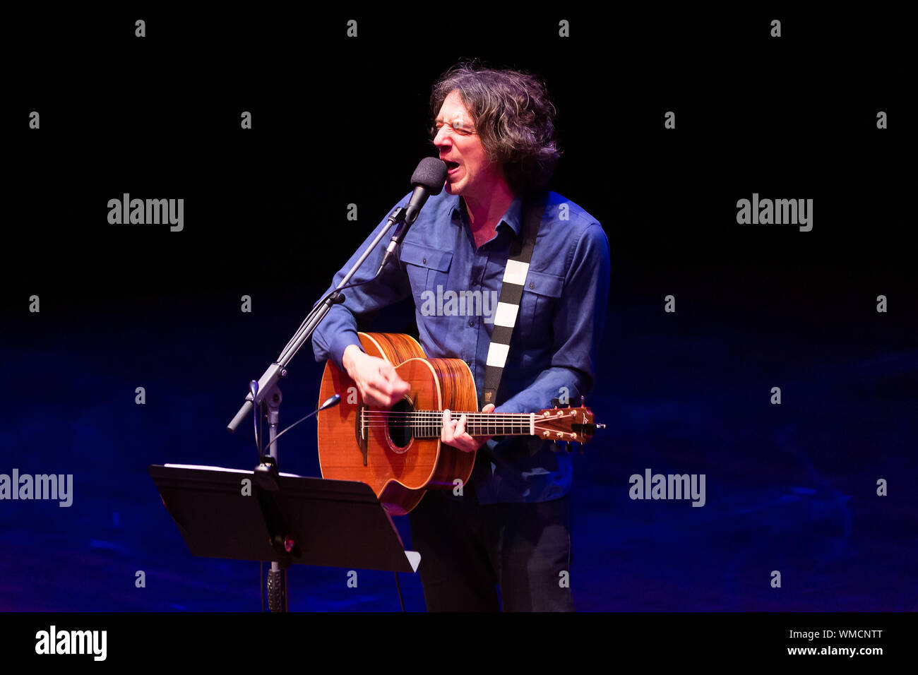 Perth concert hall snow hi-res stock photography and images - Alamy