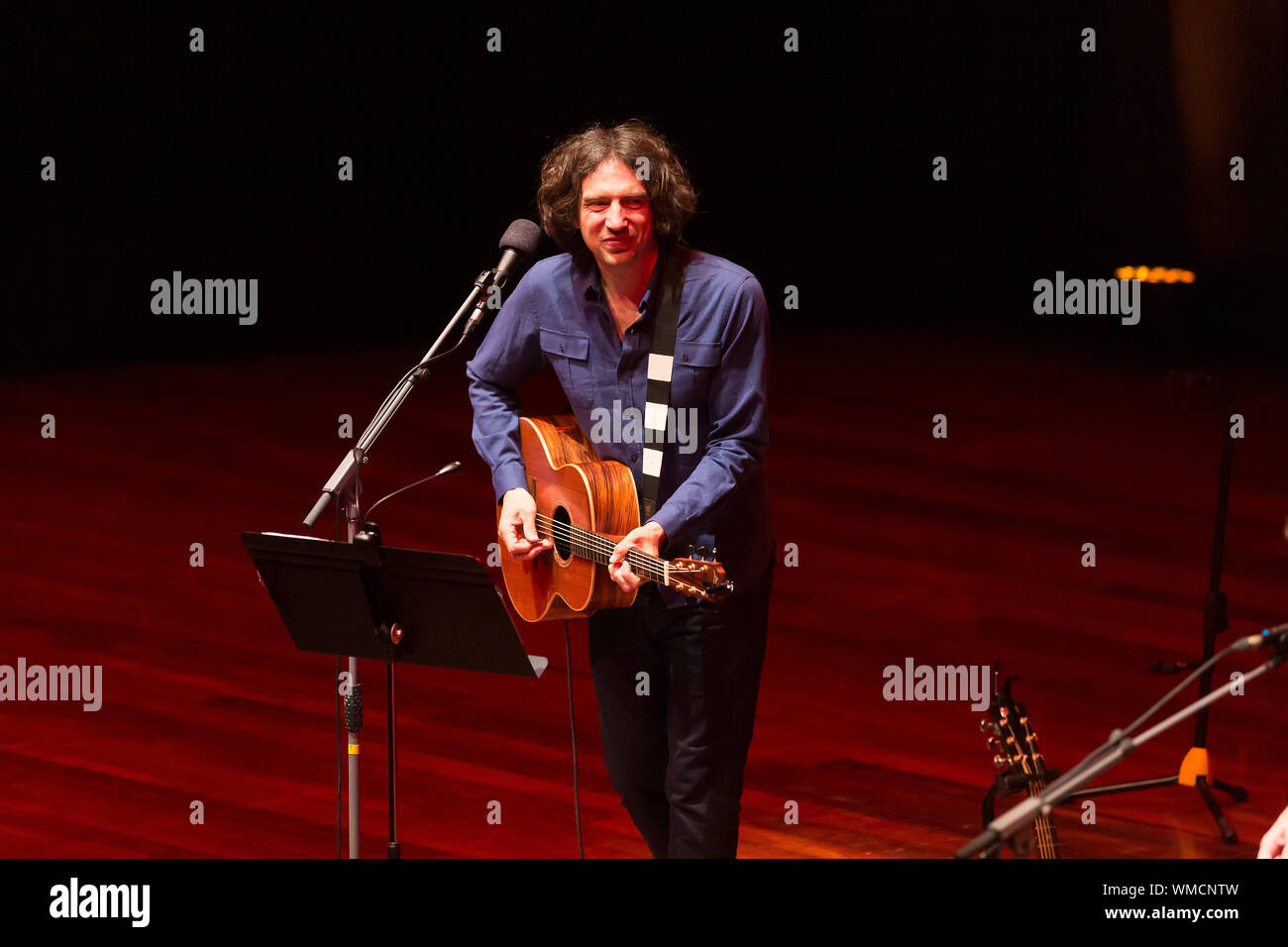 Snow Patrol performing the first show of their acoustic tour at Perth ...