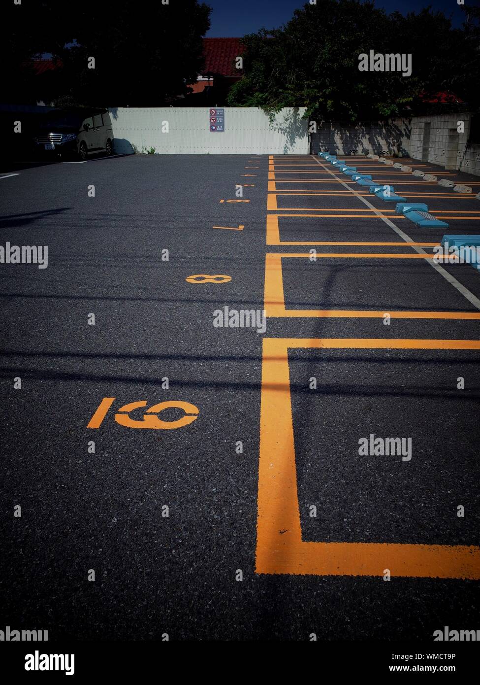 Lot numbers hi-res stock photography and images - Alamy