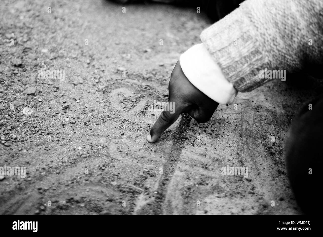 Touching ground hi-res stock photography and images - Alamy