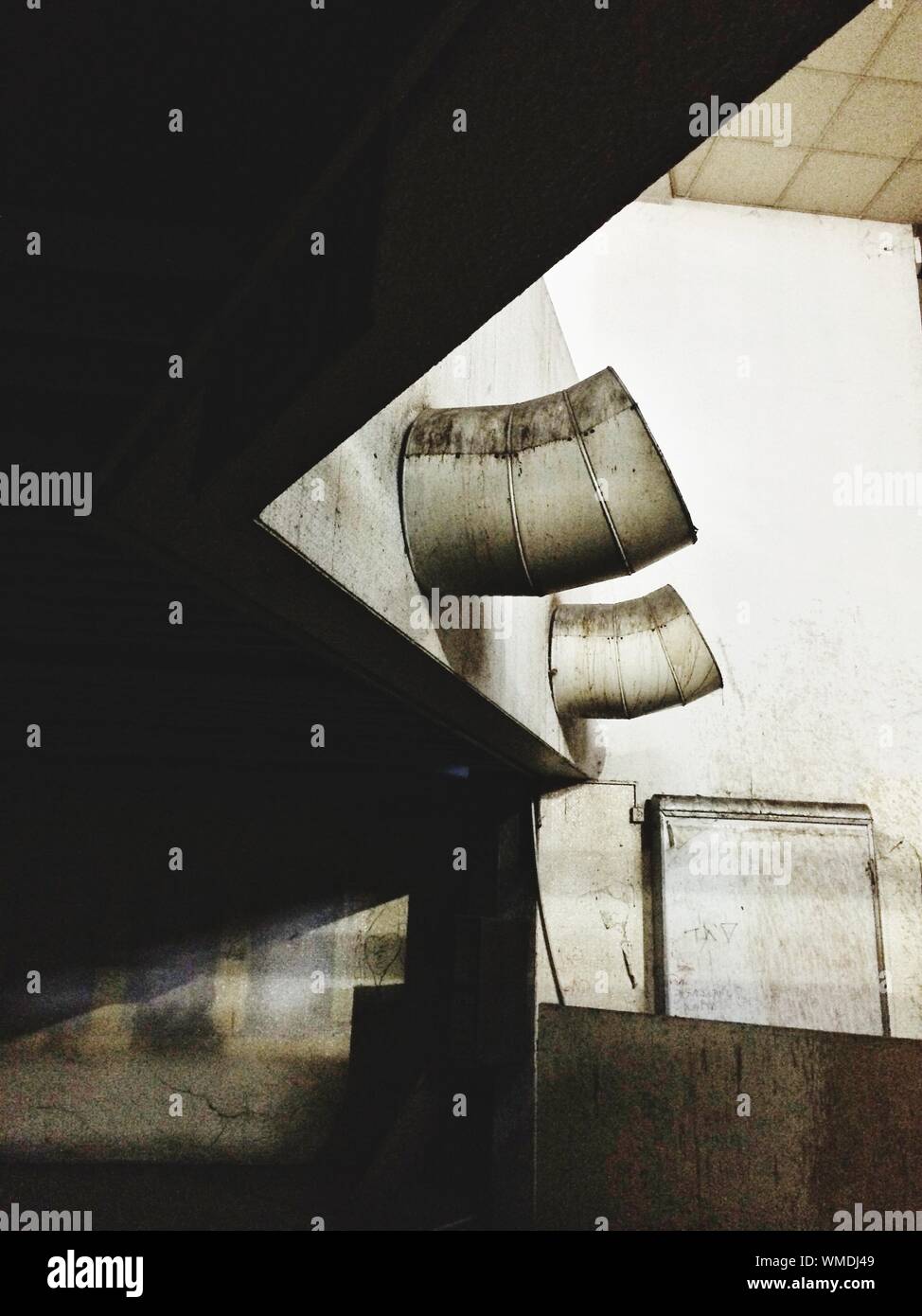 Rusty duct hi-res stock photography and images - Alamy