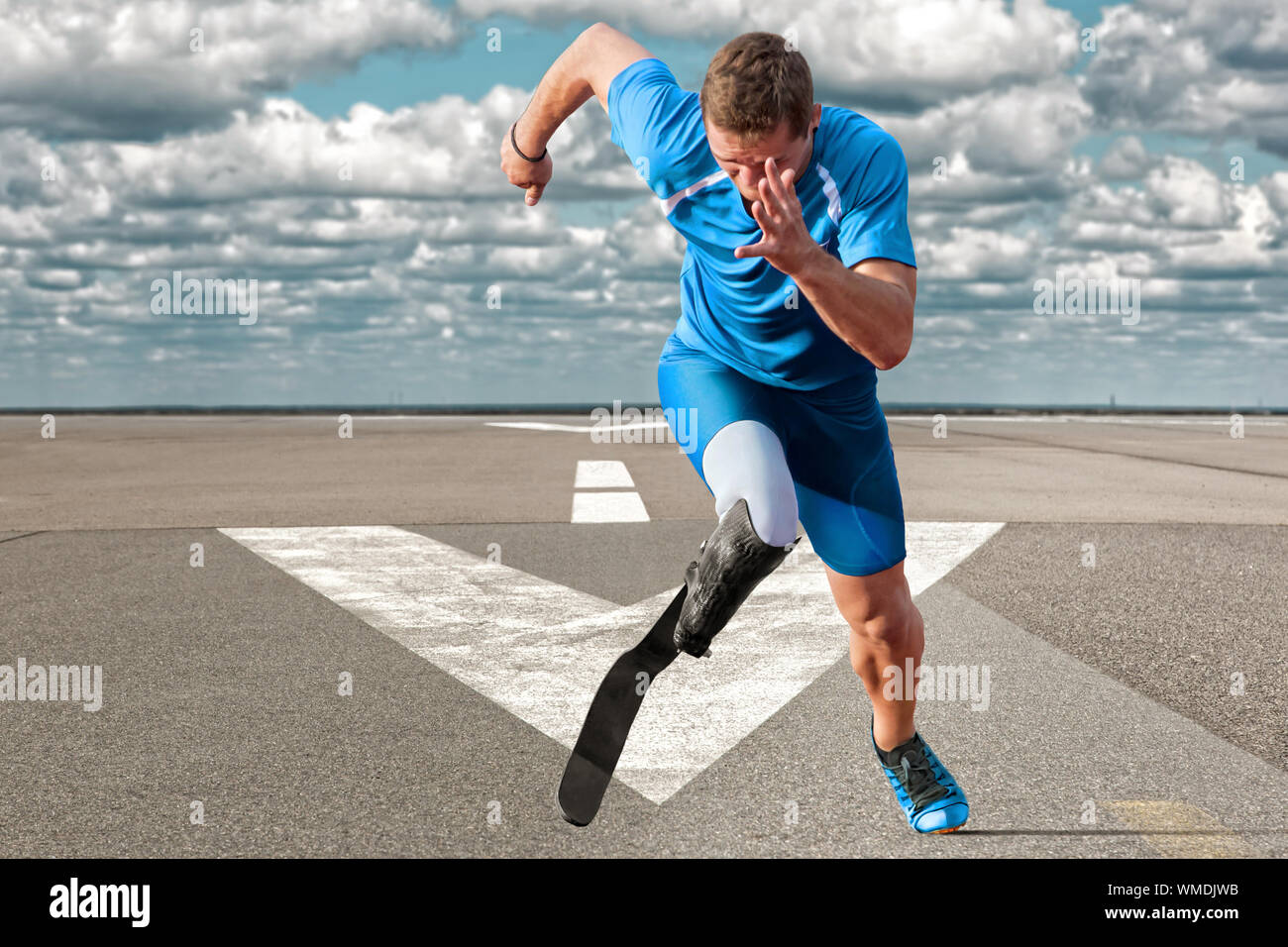 Disabled activity hi-res stock photography and images - Alamy