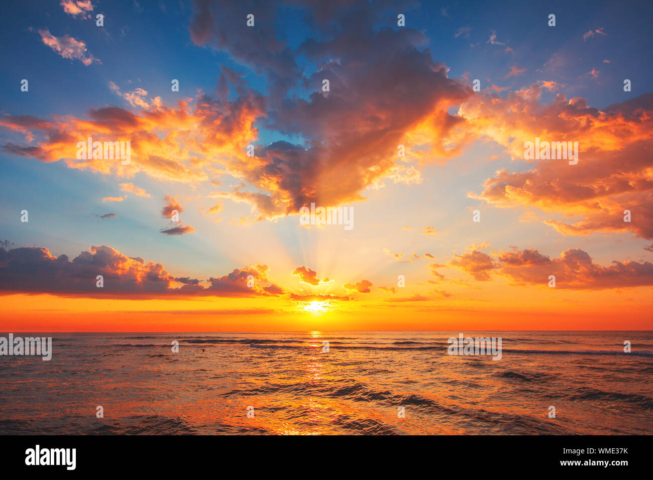 Beautiful sunset over the tropical sea Stock Photo - Alamy